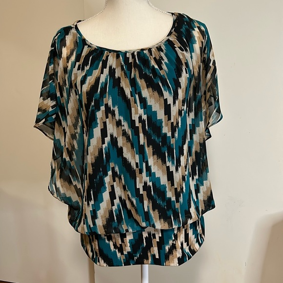 JM Collection | Tops | Jm Collections Bluegreen Print Top | Poshmark
